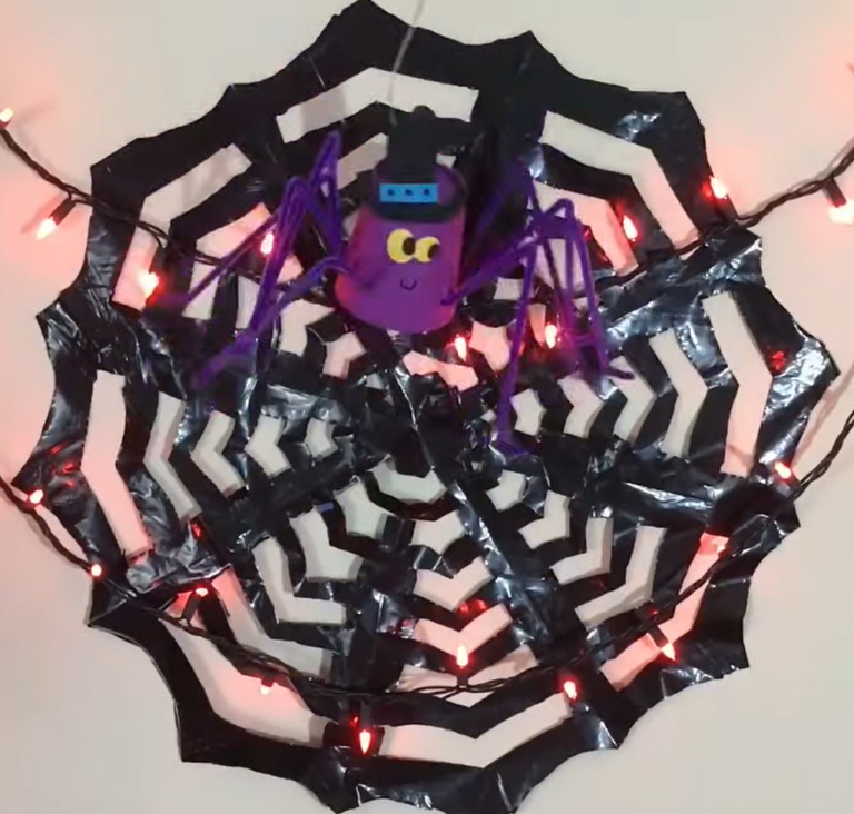 Itsy Bitsy Spider: Halloween Craft | ABCmouse