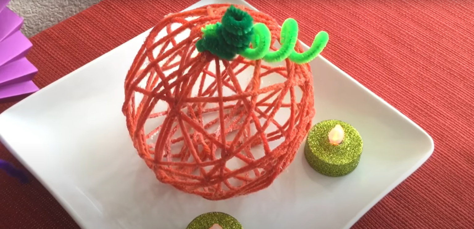 Fall: Yarn Pumpkin Craft | ABCmouse
