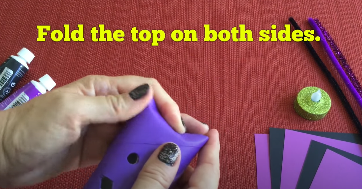 Hanging Bat Halloween Craft for Kids | ABCmouse