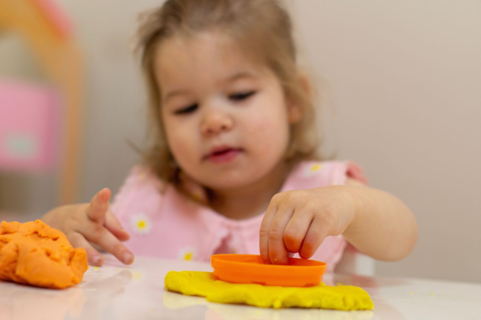 The 6 Stages of Play in Child Development (And How to Support Each One ...
